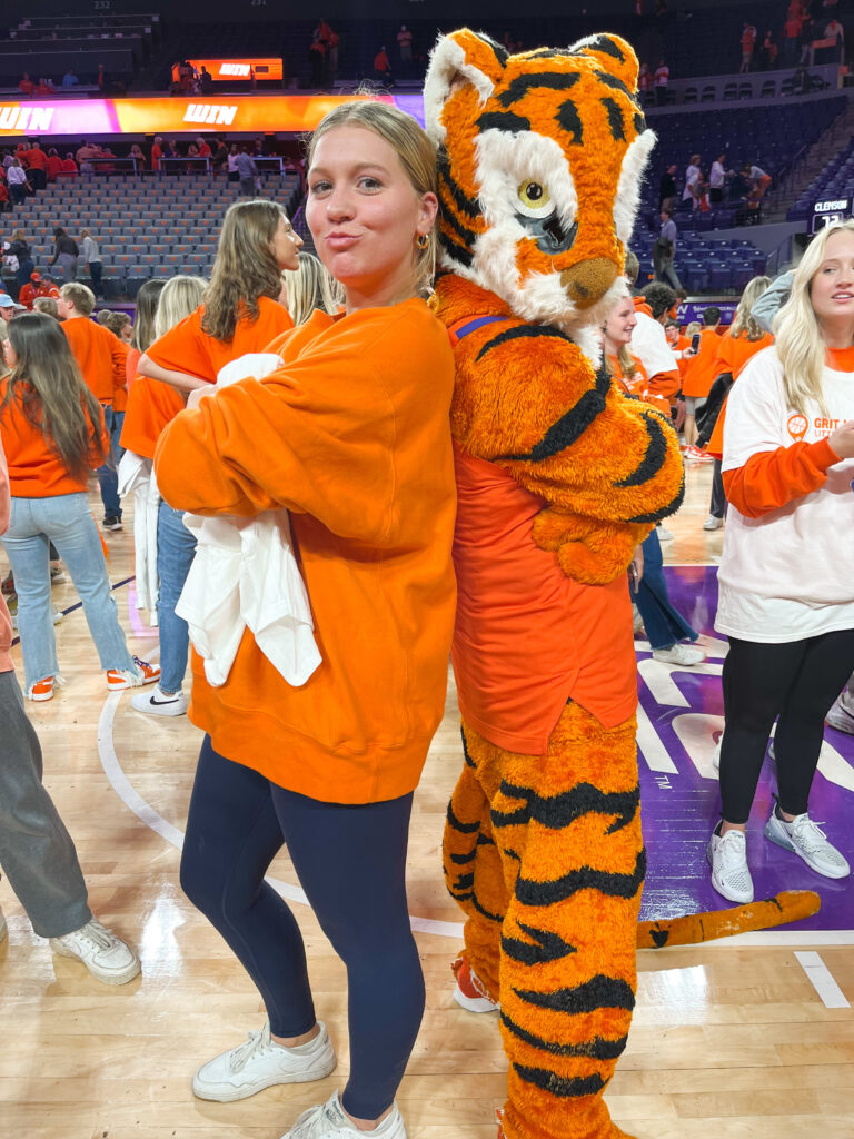 Kelsey Corrigan – Clemson University Tour Guide Association